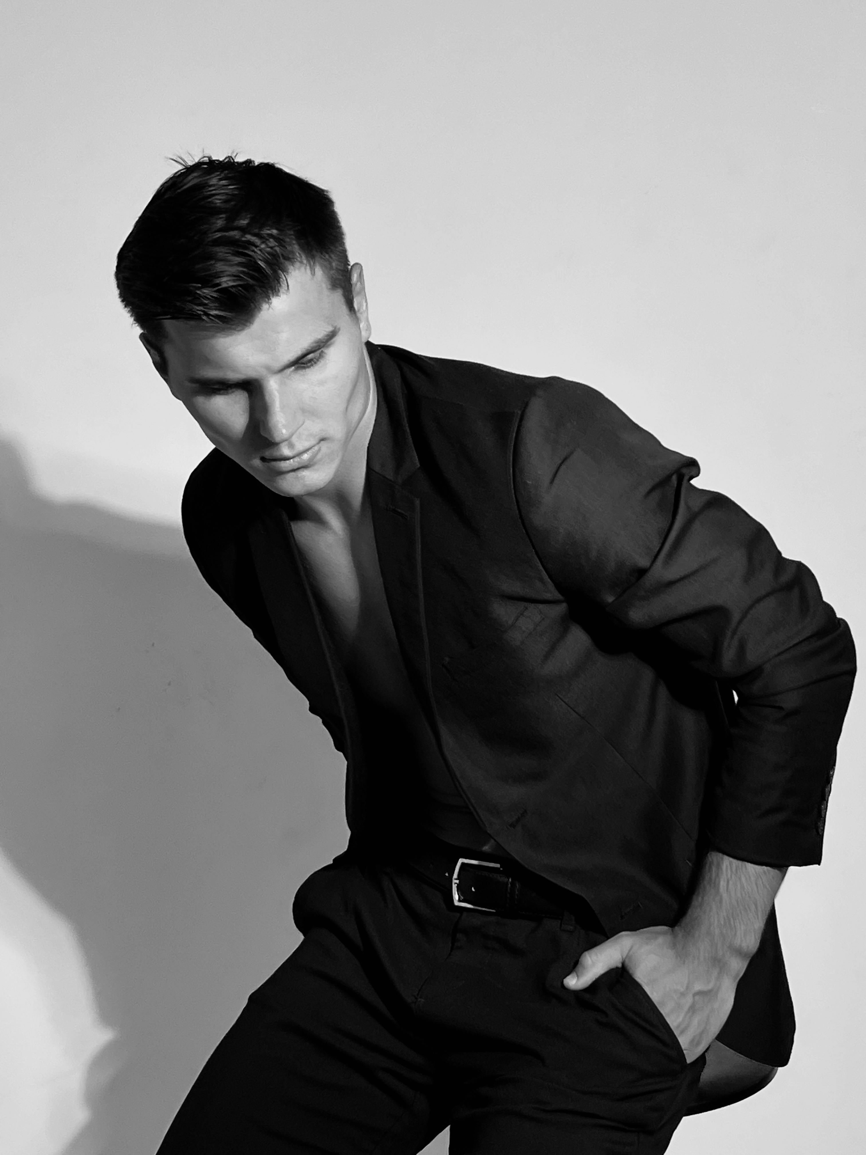 Welcome to Disco Tailors - Custom Tailoring for Men and Women